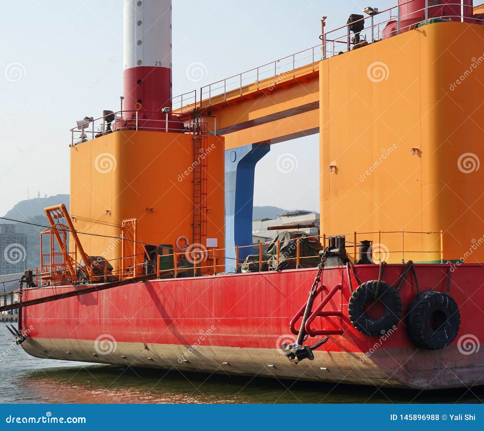 Floating Construction Platform Stock Photo | CartoonDealer.com #6715824