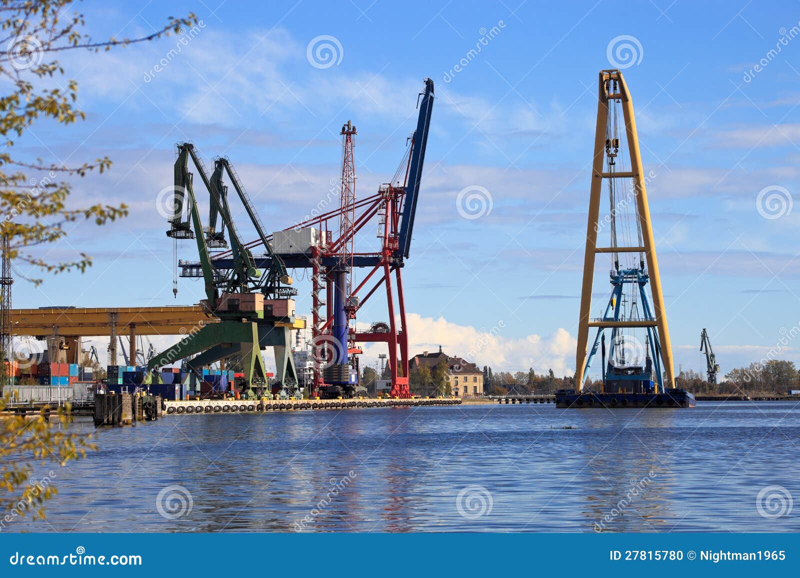 Floating crane stock photo. Image of crane, gdansk, ocean - 27815780