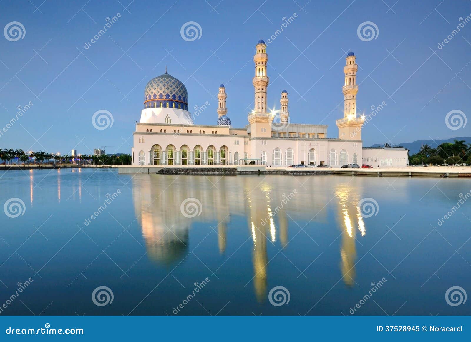 Floating Mosque, Kota Kinabalu Sabah Stock Image - Image of kinabalu ...