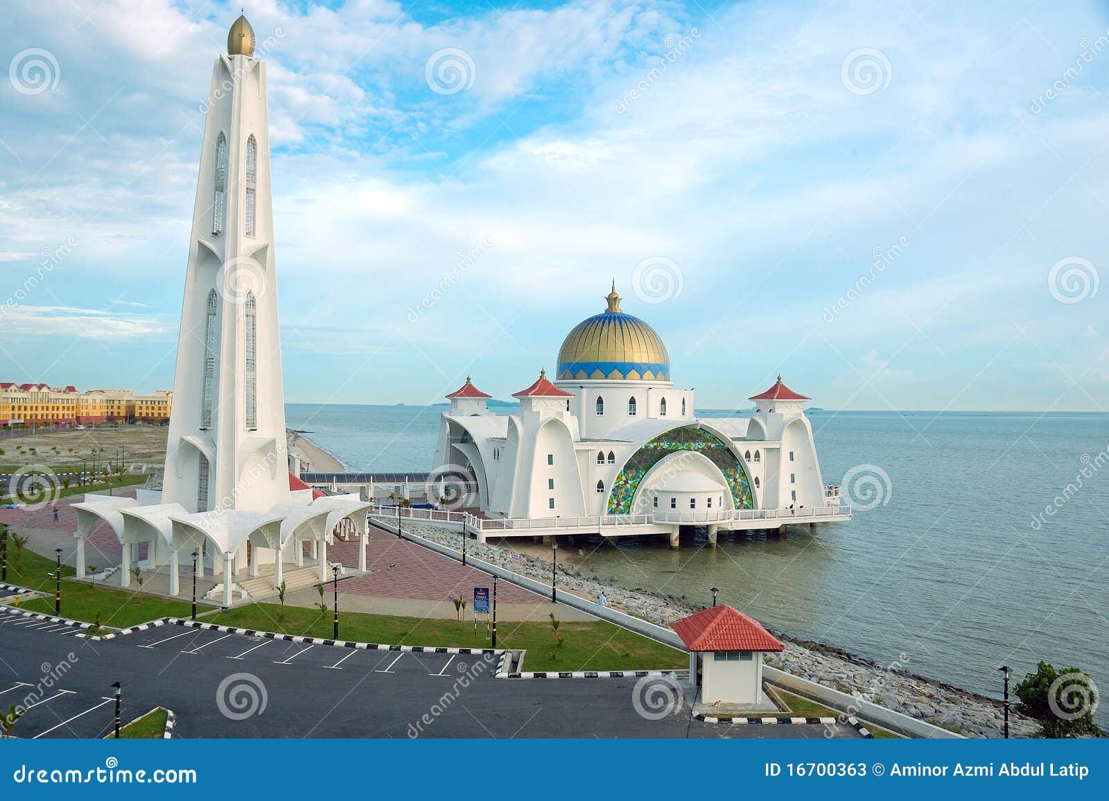Floating Mosque of Malacca Straits Stock Image - Image of straits ... Floating Mosque of Malacca Straits Stock Image - Image of straits ...