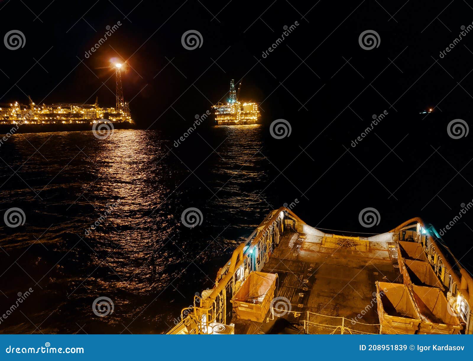 Floating Production Storage and Offloading FPSO Vessel, Oil and Gas ...