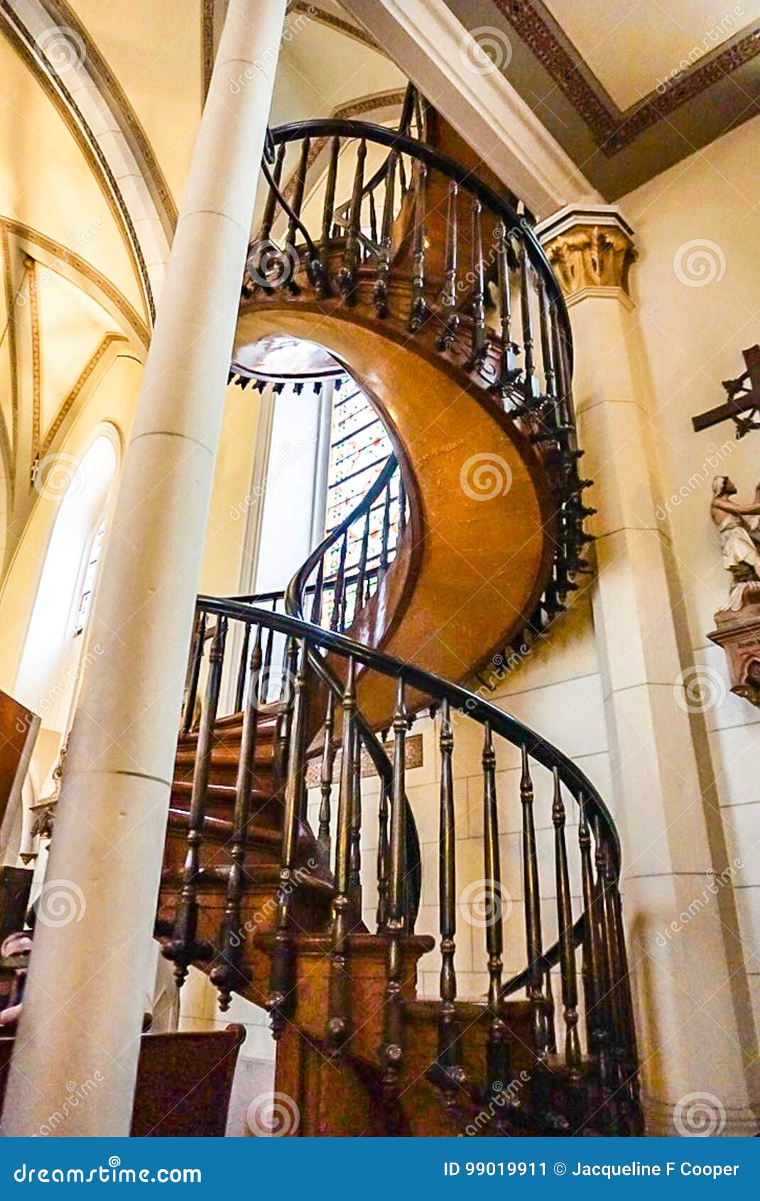 The Floating Staircase In The Loretto Chapel In Santa Fe, New Me ...