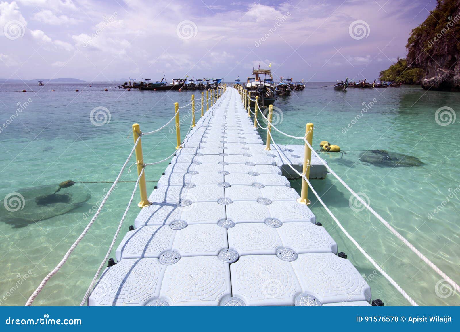 Floating Walkway on the Sea. Stock Photo - Image of amazing, floating ...