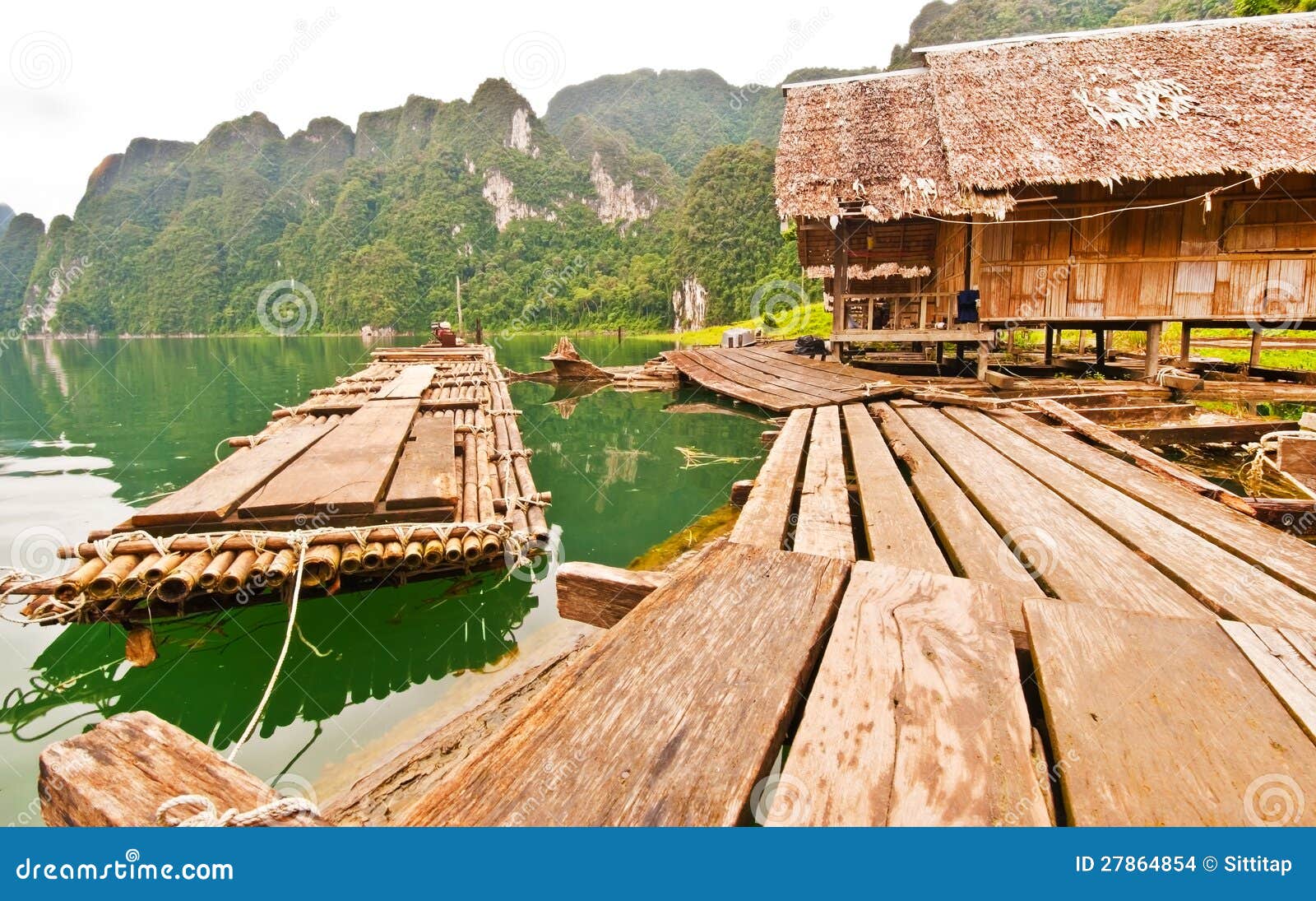 Floating Wood House at Ratchaprapha Dam Stock Photo - Image of boat ...