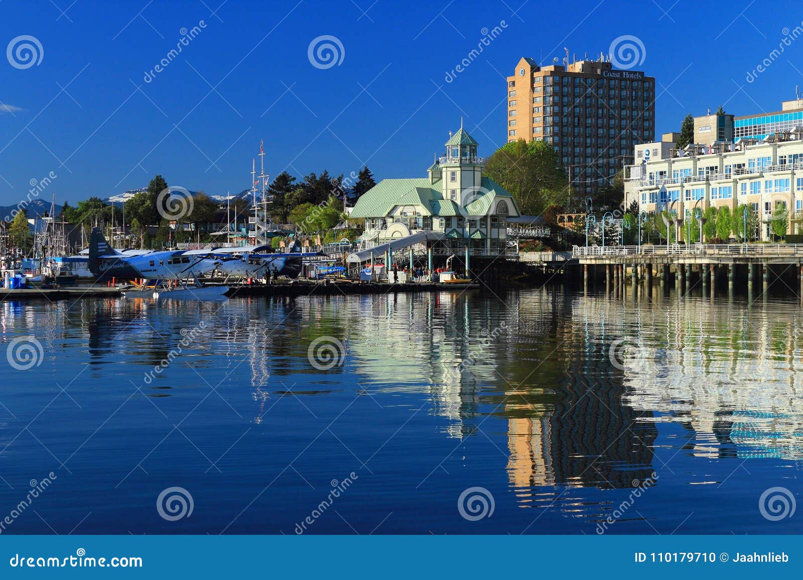 Nanaimo Harbour, Vancouver Island, British Columbia, Canada Editorial ...
