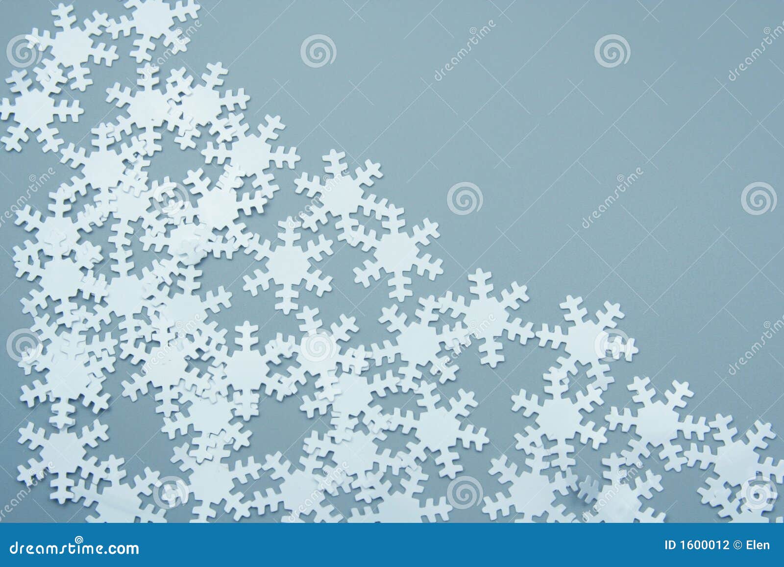 Flocons de neige blancs photo stock. Image du snowflakes - 1600012