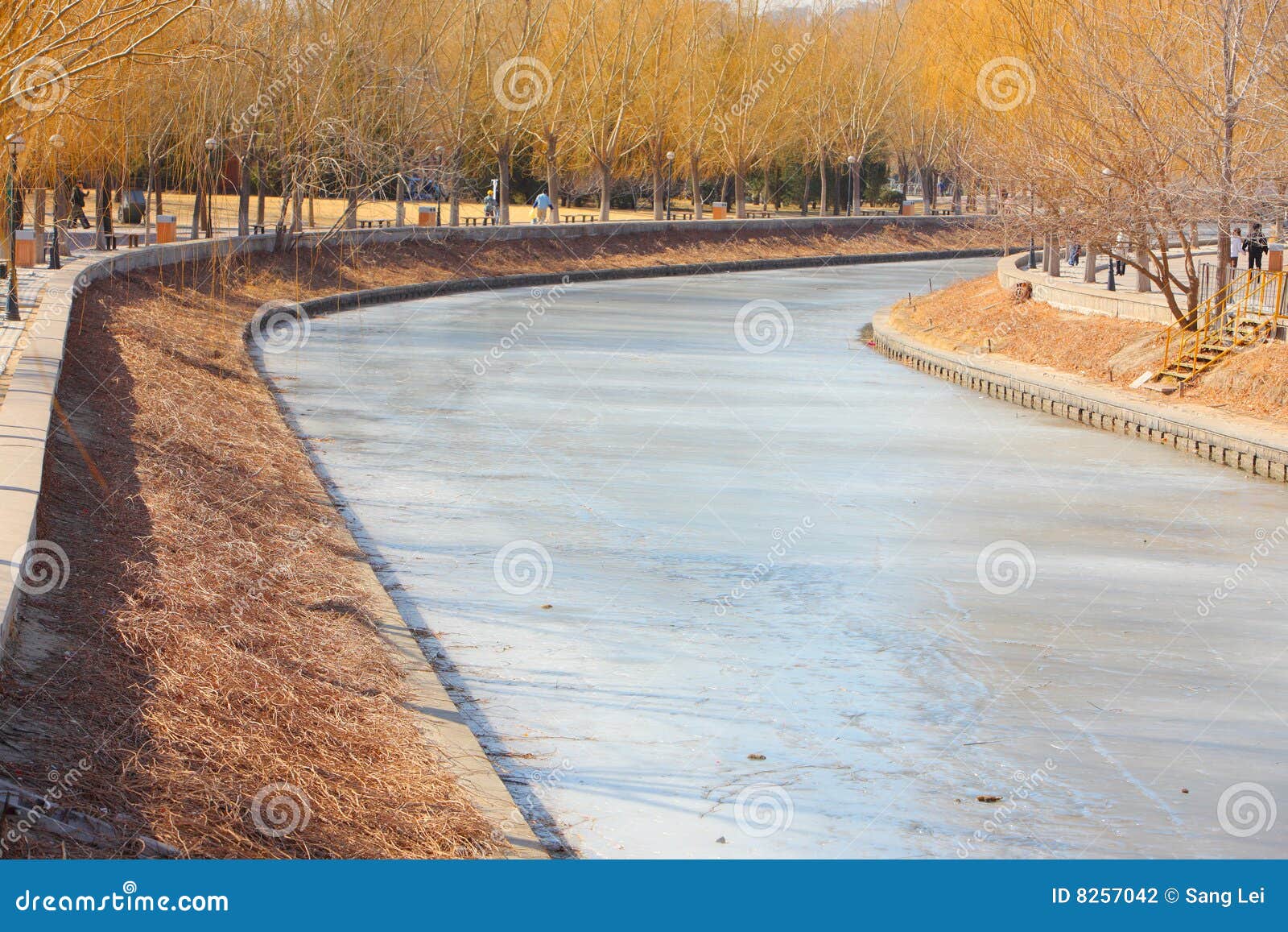 Floder arkivfoto. Bild av färger, säsong, natur, floder - 8257042