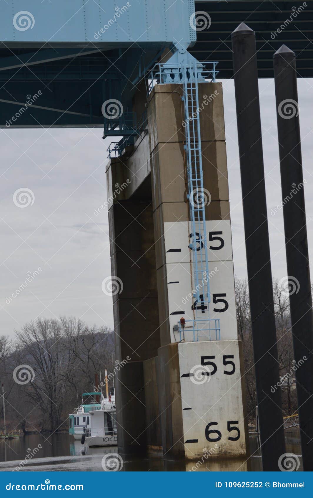 Flood Level Marker on the River Editorial Photography - Image of river ...