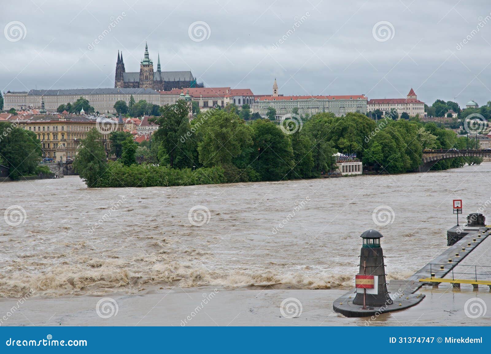 Flood in Prague editorial photography. Image of flooding - 31374747