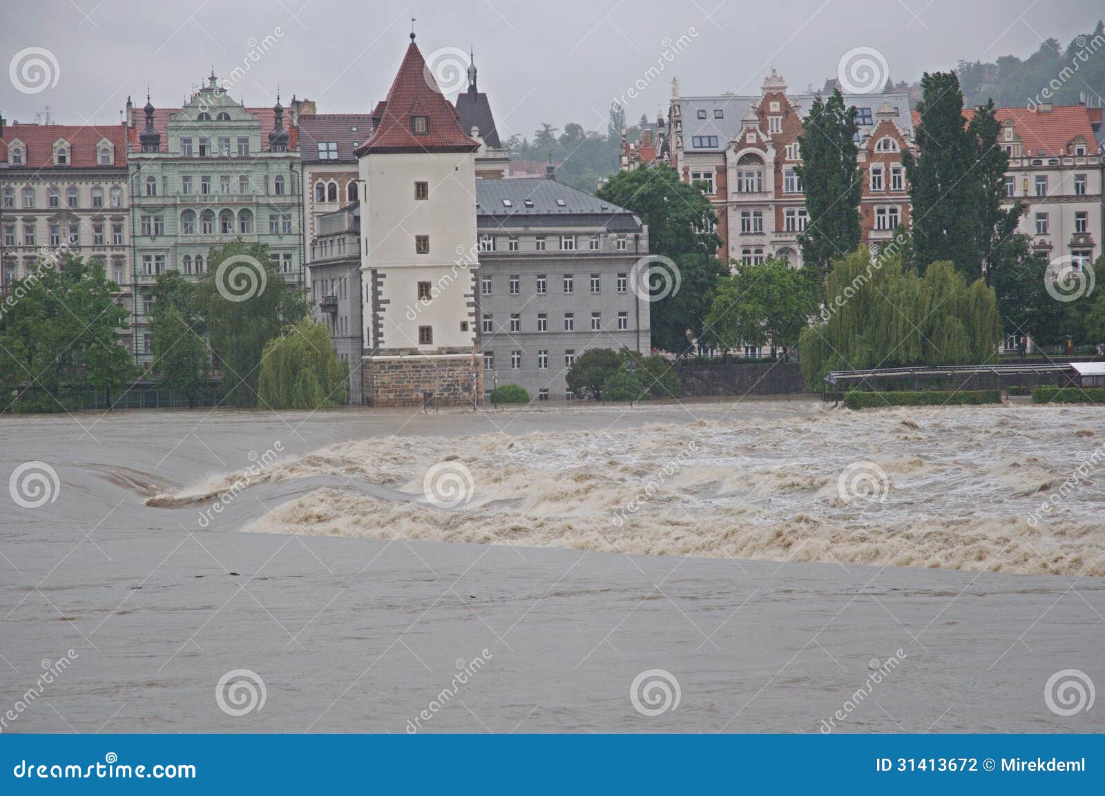 Flood in Prague editorial photography. Image of czech - 31413672