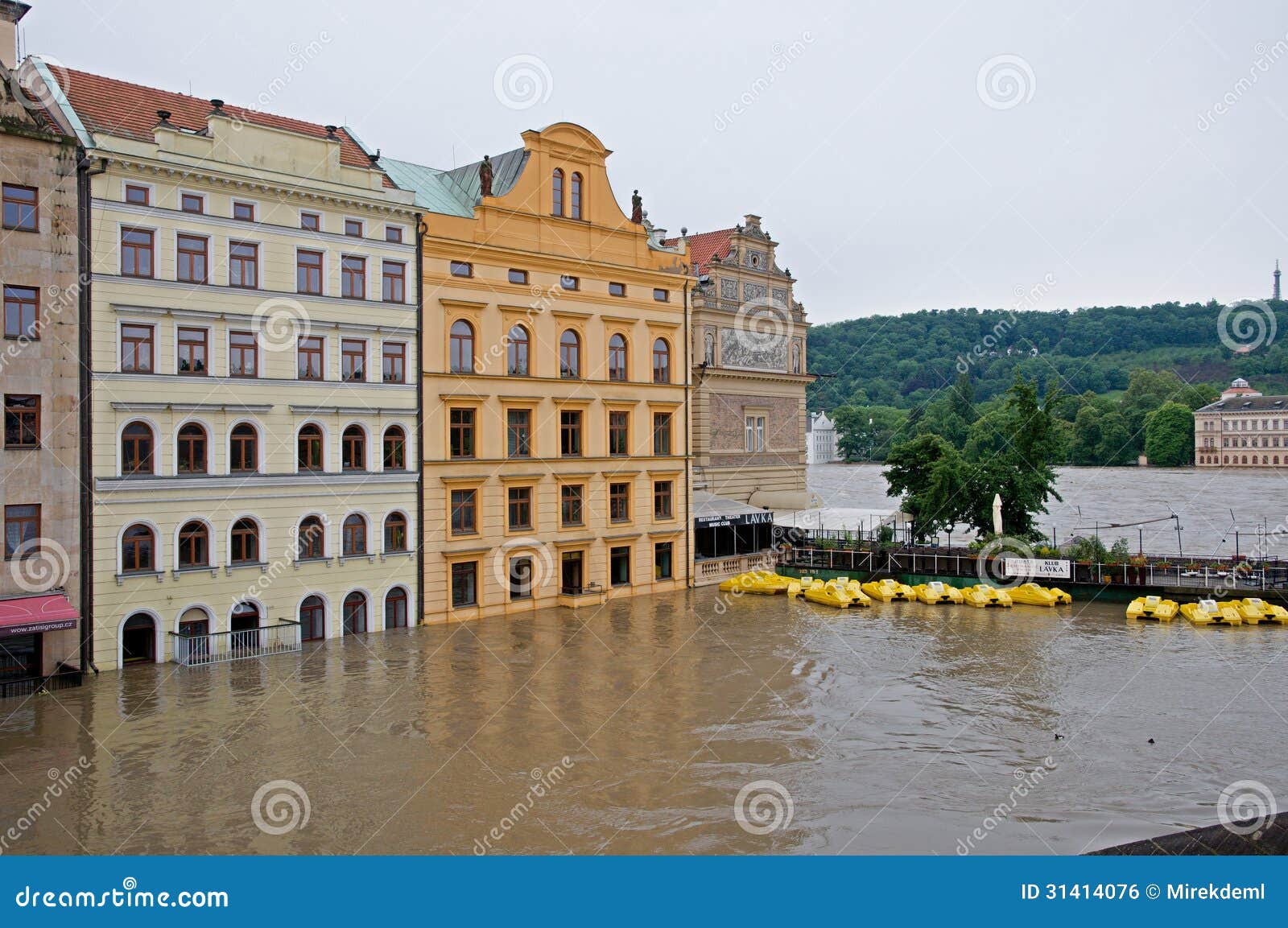 Flood in Prague editorial photo. Image of flood, city - 31414076