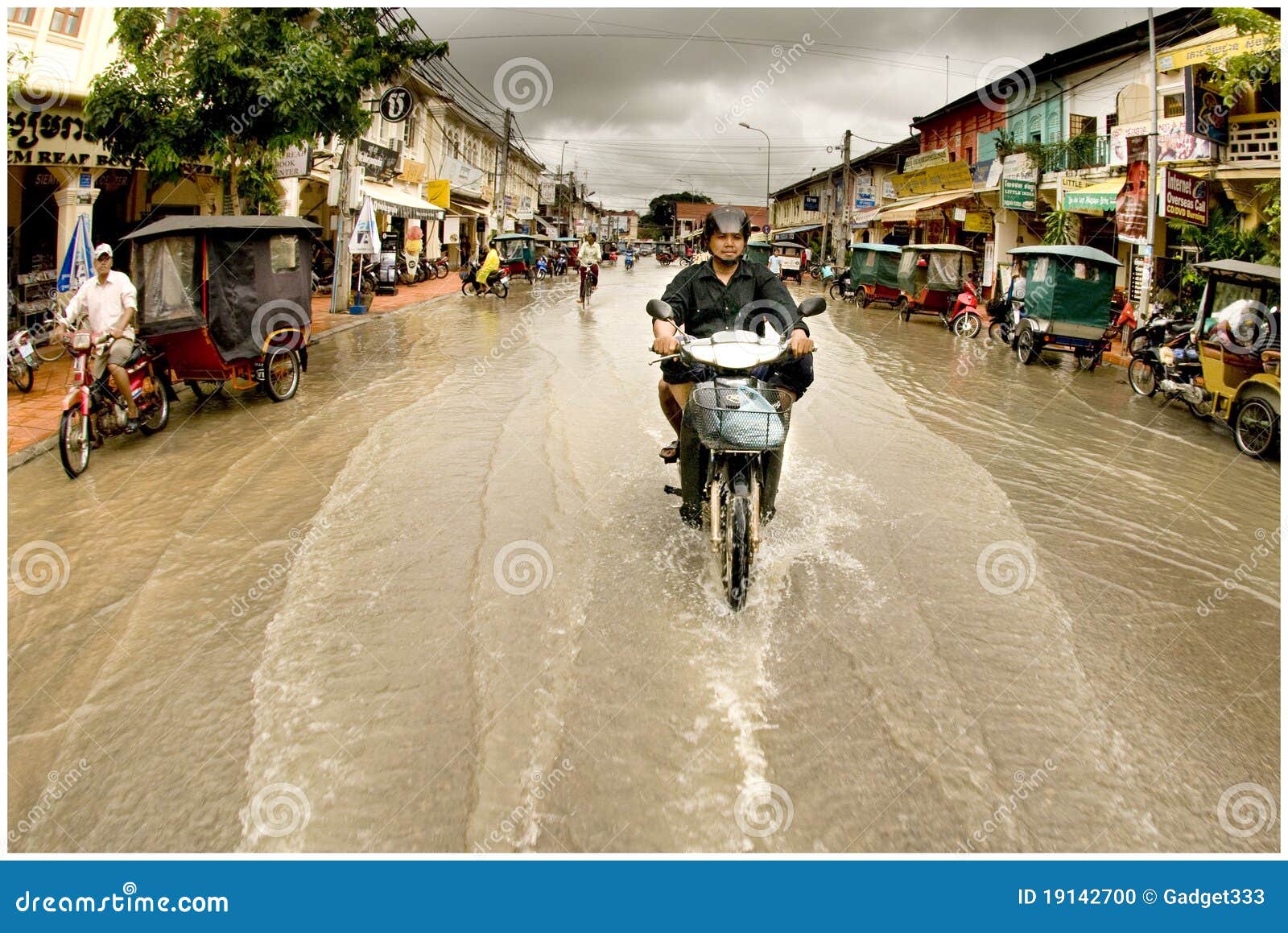 Flood on town street editorial image. Image of forecast - 19142700