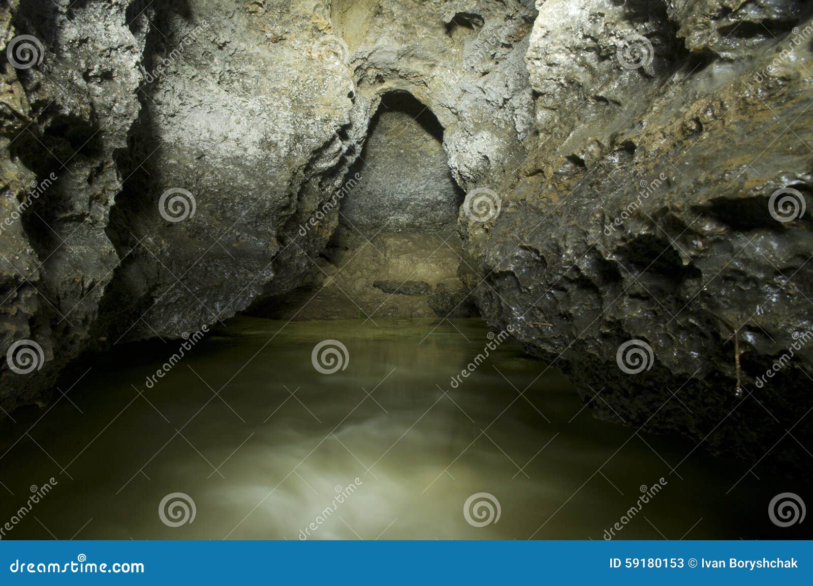 Flooded cave stock image. Image of alabaster, speleology - 59180153