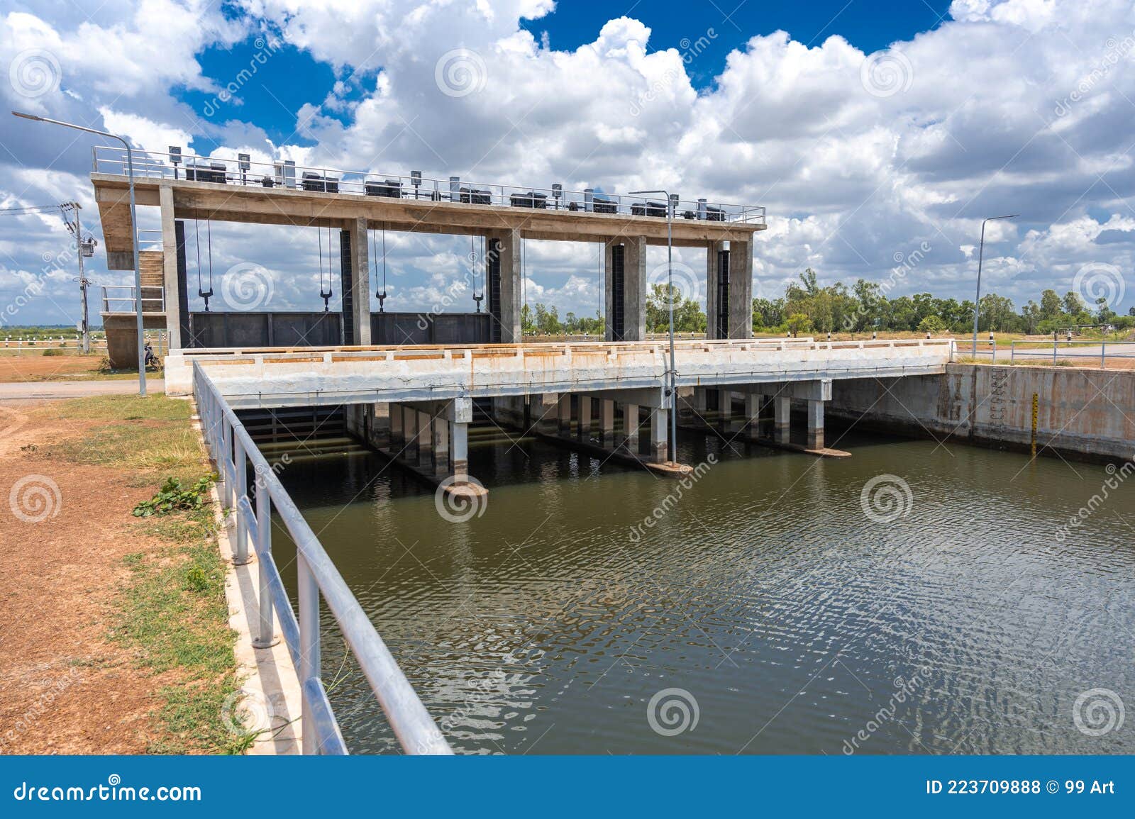 Floodgate Royalty-Free Stock Photography | CartoonDealer.com #54351689