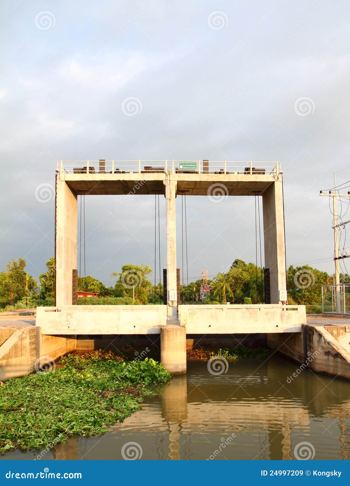Floodgate in the river stock image. Image of industry - 24997209