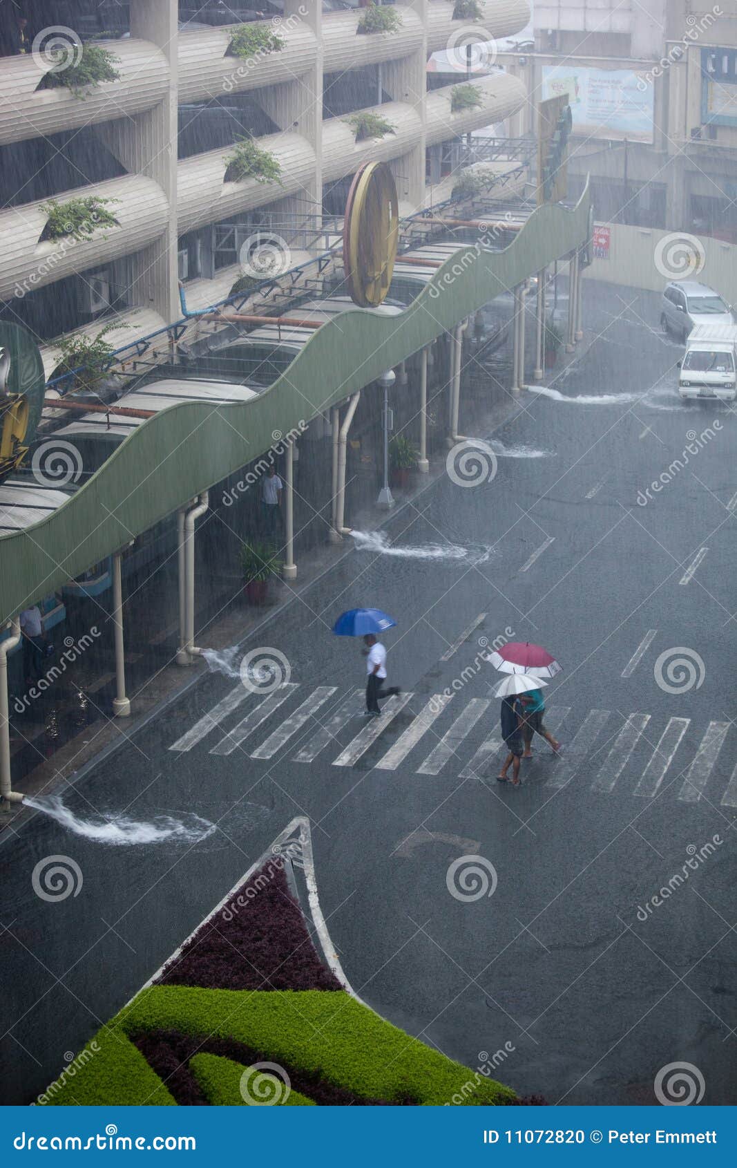 Flooding Caused by Typhoon Ondoy Editorial Image - Image of storm, rain ...