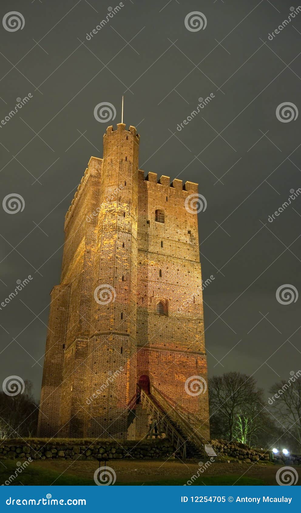 Floodlit karnan 01 stock image. Image of bright, scandinavia - 12254705