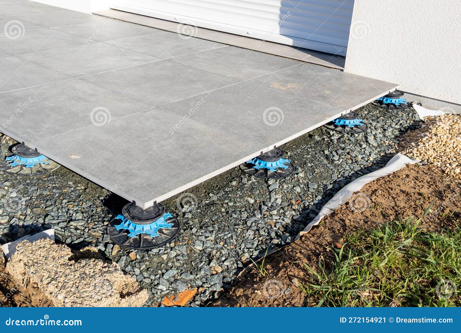 Floor Grey Tile with Pedestal Support with Integrated Slope Corrector ...