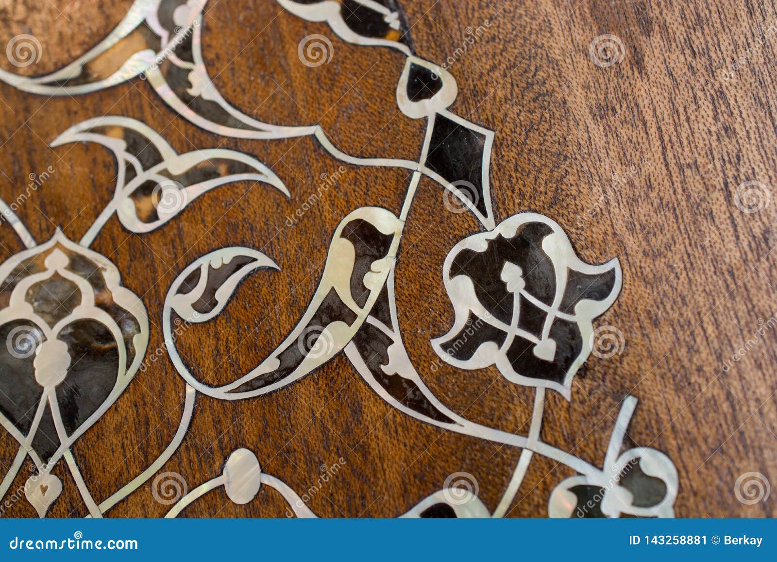 Islamic Floral Art Stock Photos - Download 4,727 Royalty Free Photos