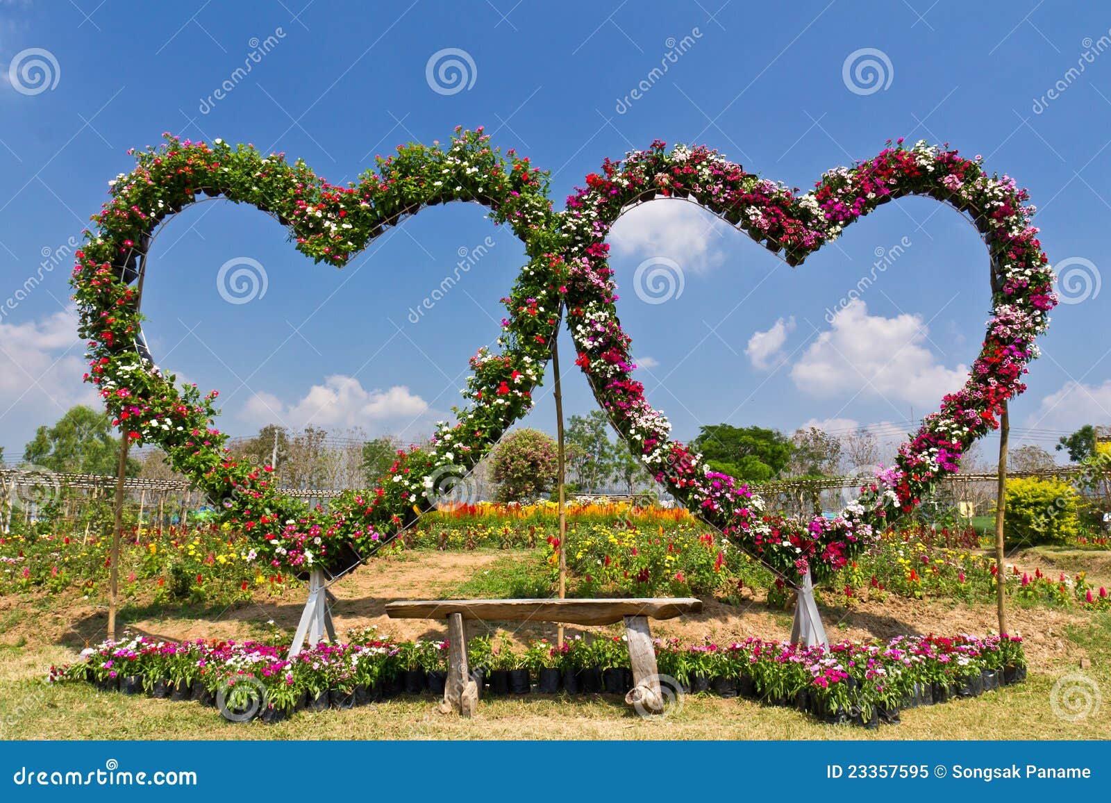 Floral love seat bench stock image. Image of fresh, lunch - 23357595