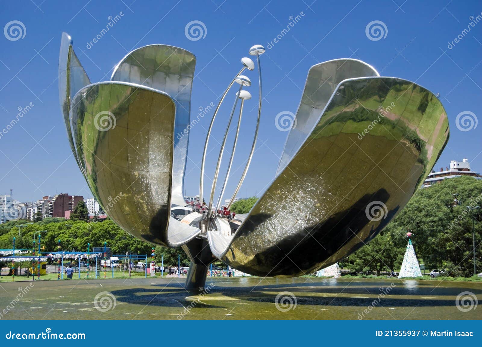 Floralis Generica editorial photography. Image of metal - 21355937