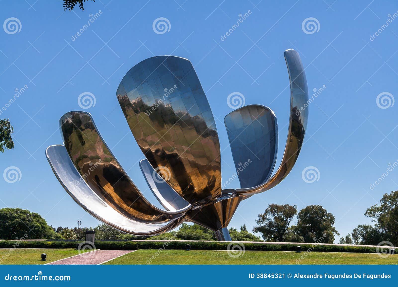 Floralis Generica Buenos Aires Foto editorial - Imagen de plaza ...