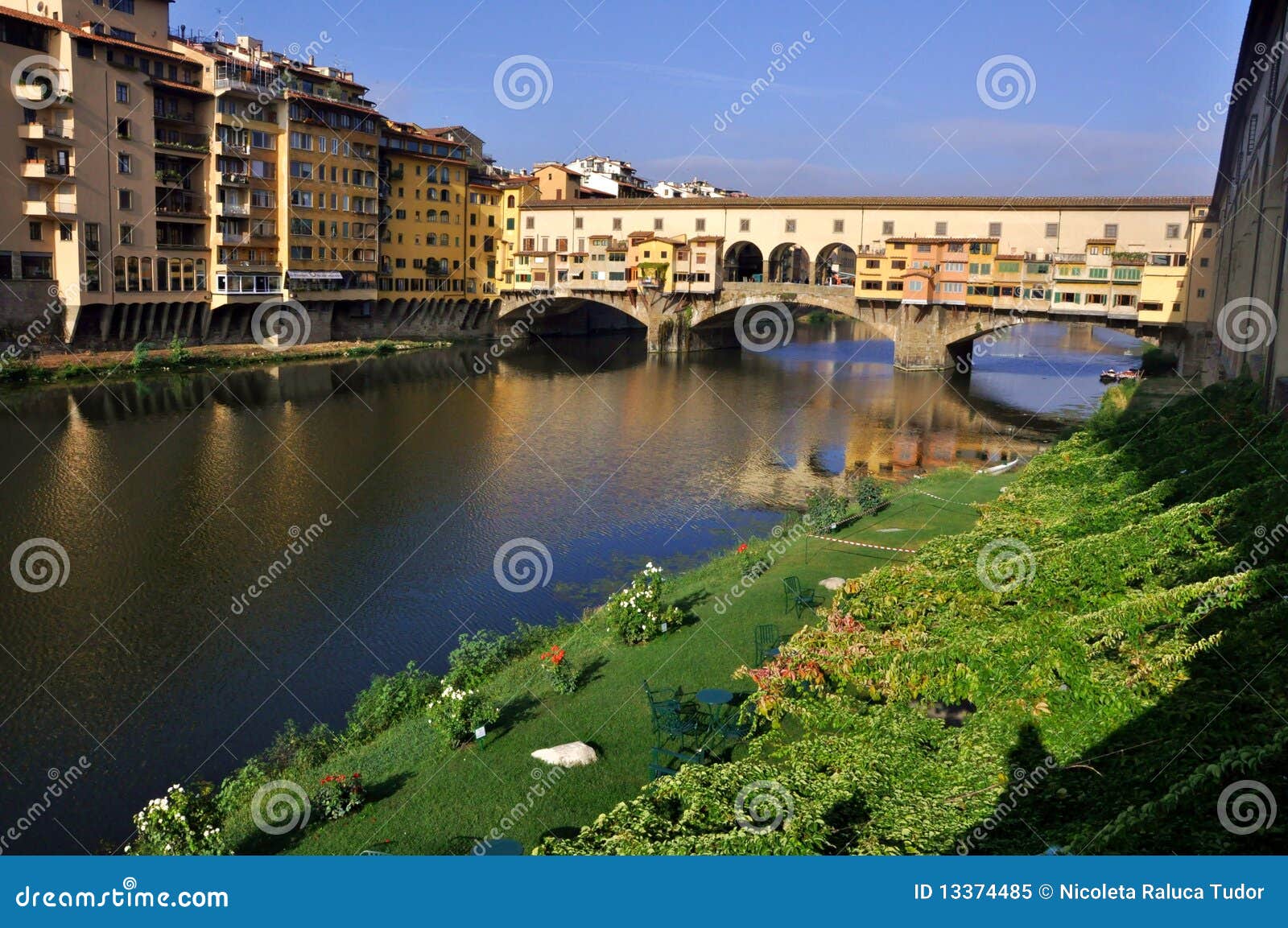 Florence City Bridge , Italy Stock Image - Image of green, dusk: 13374485