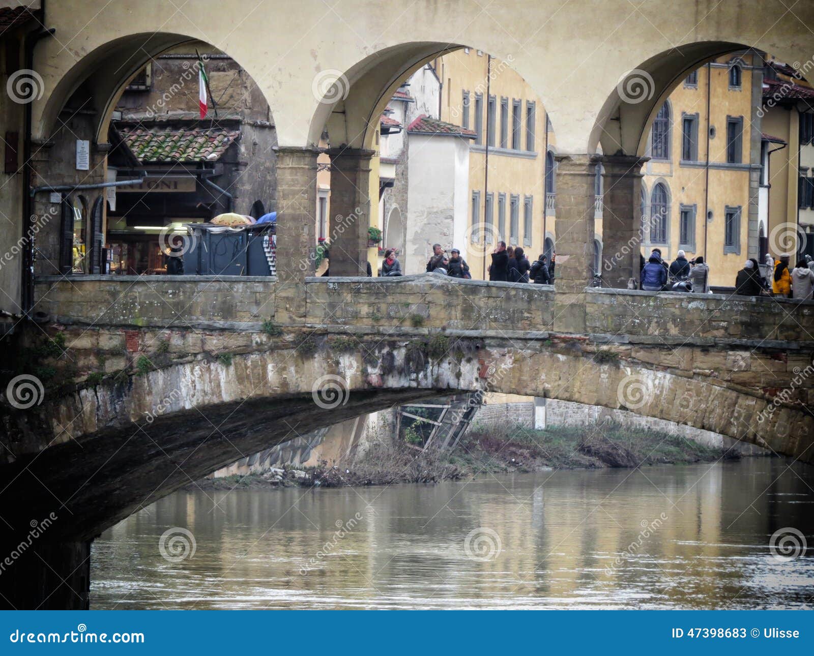 Florence Old Bridge editorial stock photo. Image of famous - 47398683