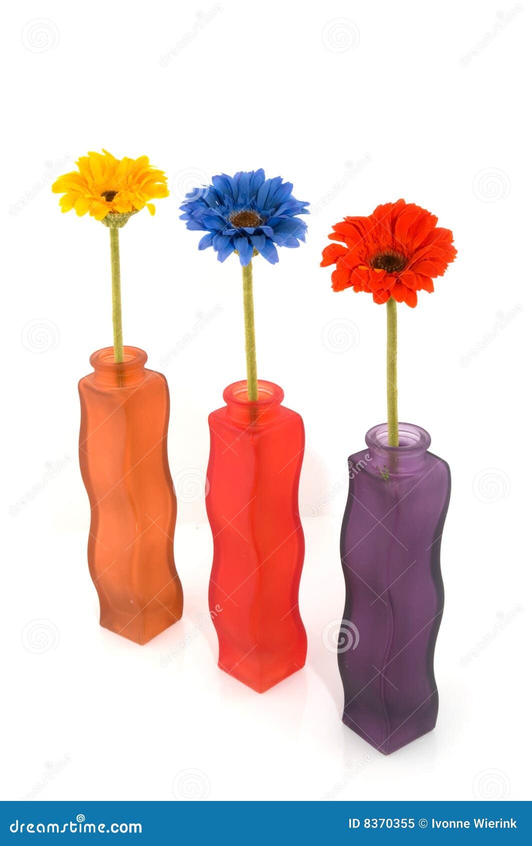 Floreros modernos imagen de archivo. Imagen de amarillo - 8370355