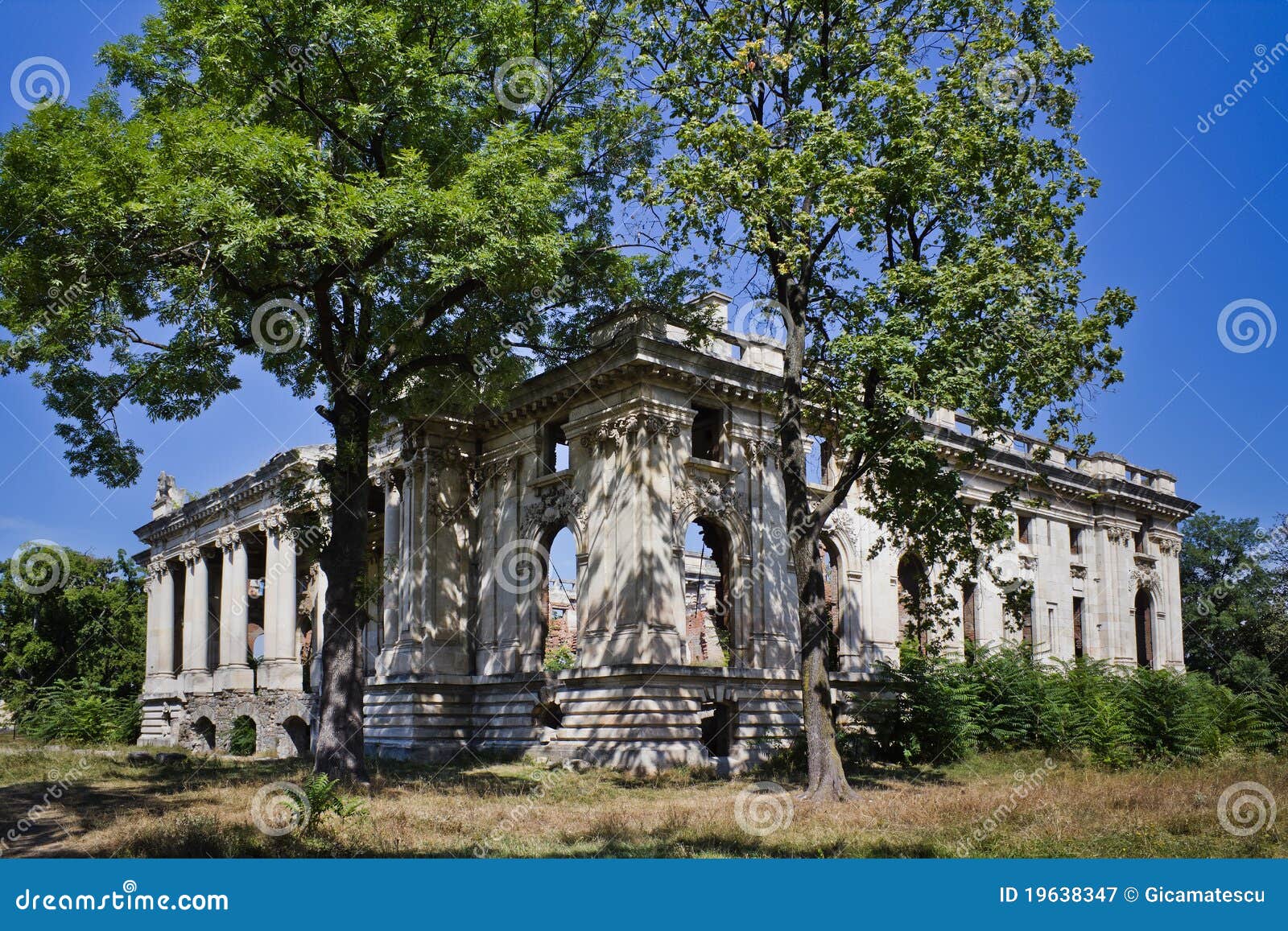 Floresti Palace stock image. Image of bricks, inheritance - 19638347