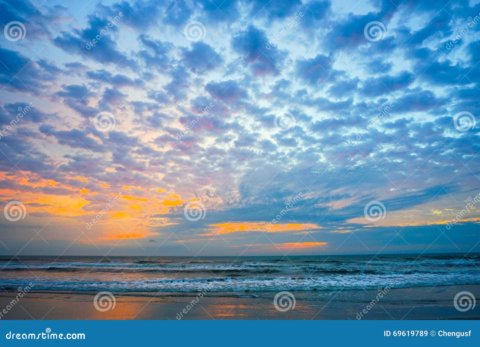 Florida Atlantic Beach Sun Rise Stock Image - Image of atlantic ...
