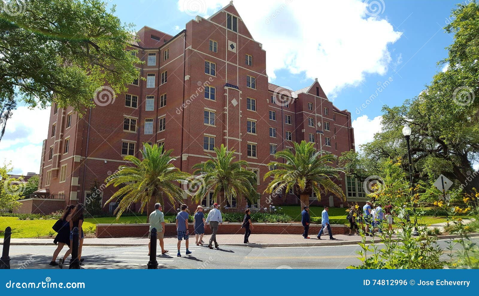 Florida State University Walking Tour Editorial Photo - Image of ...
