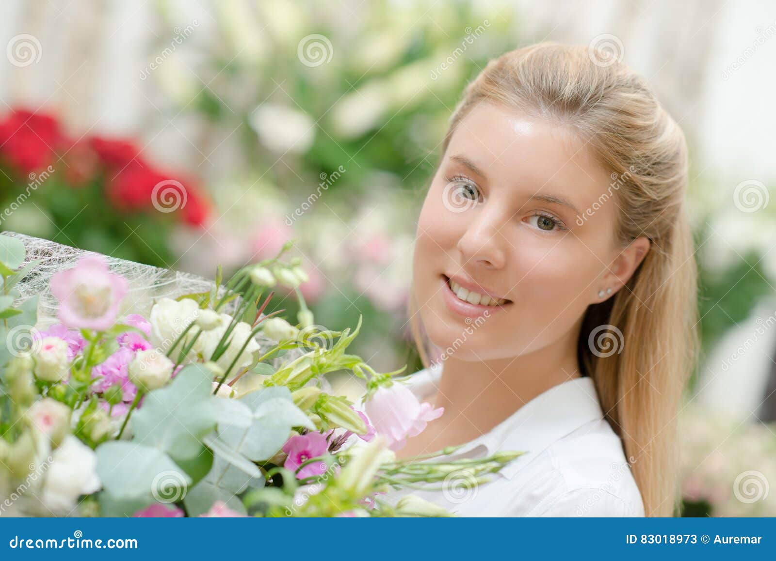 Florist in own boutique stock image. Image of people - 83018973