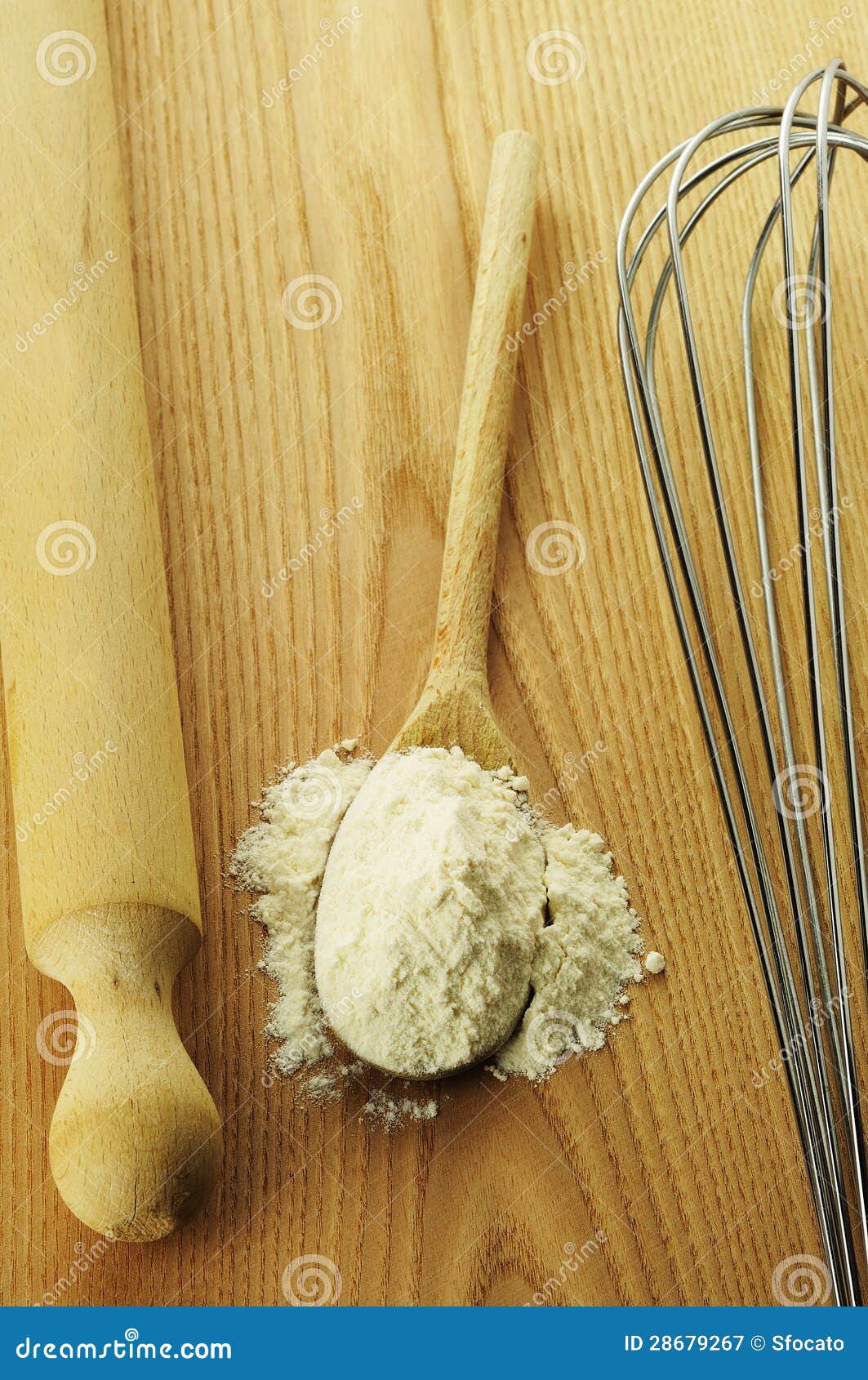 Flour on a Wooden Chopping Board Stock Image - Image of dough, kitchen ...