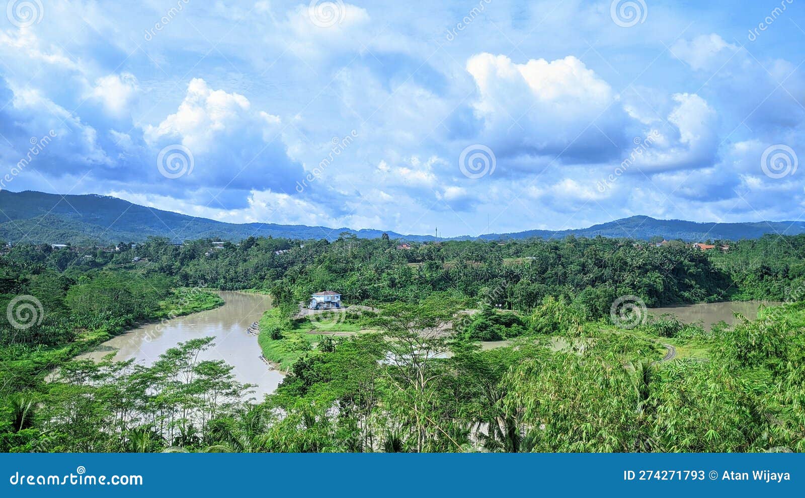 Beautiful River View from the Roadside Stock Image - Image of mountain ...