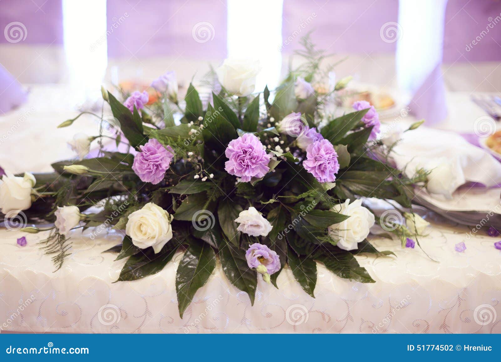 Flower bouquet table decor stock photo. Image of marry - 51774502