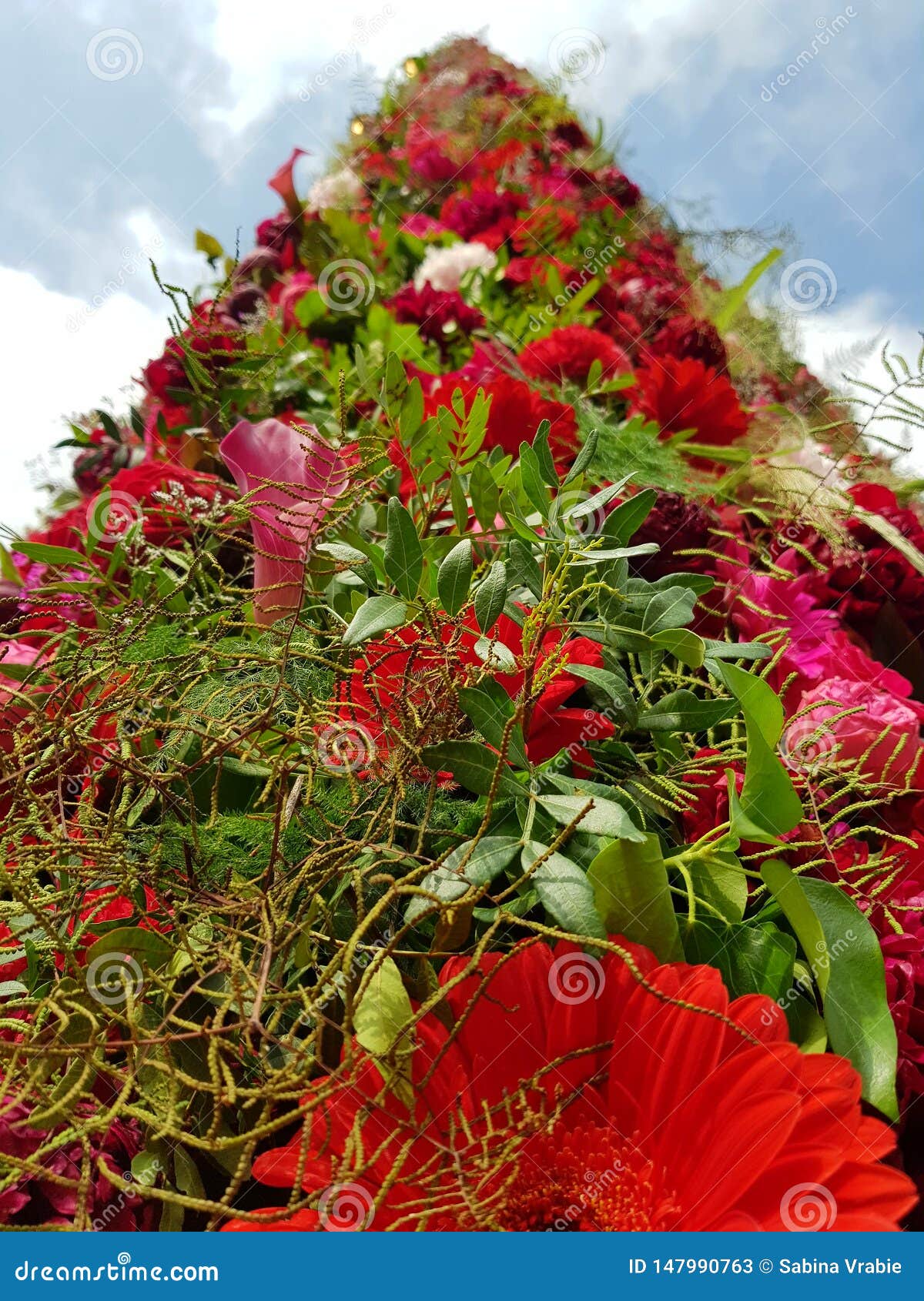 Flower piramid stock image. Image of flowers, composition - 147990763