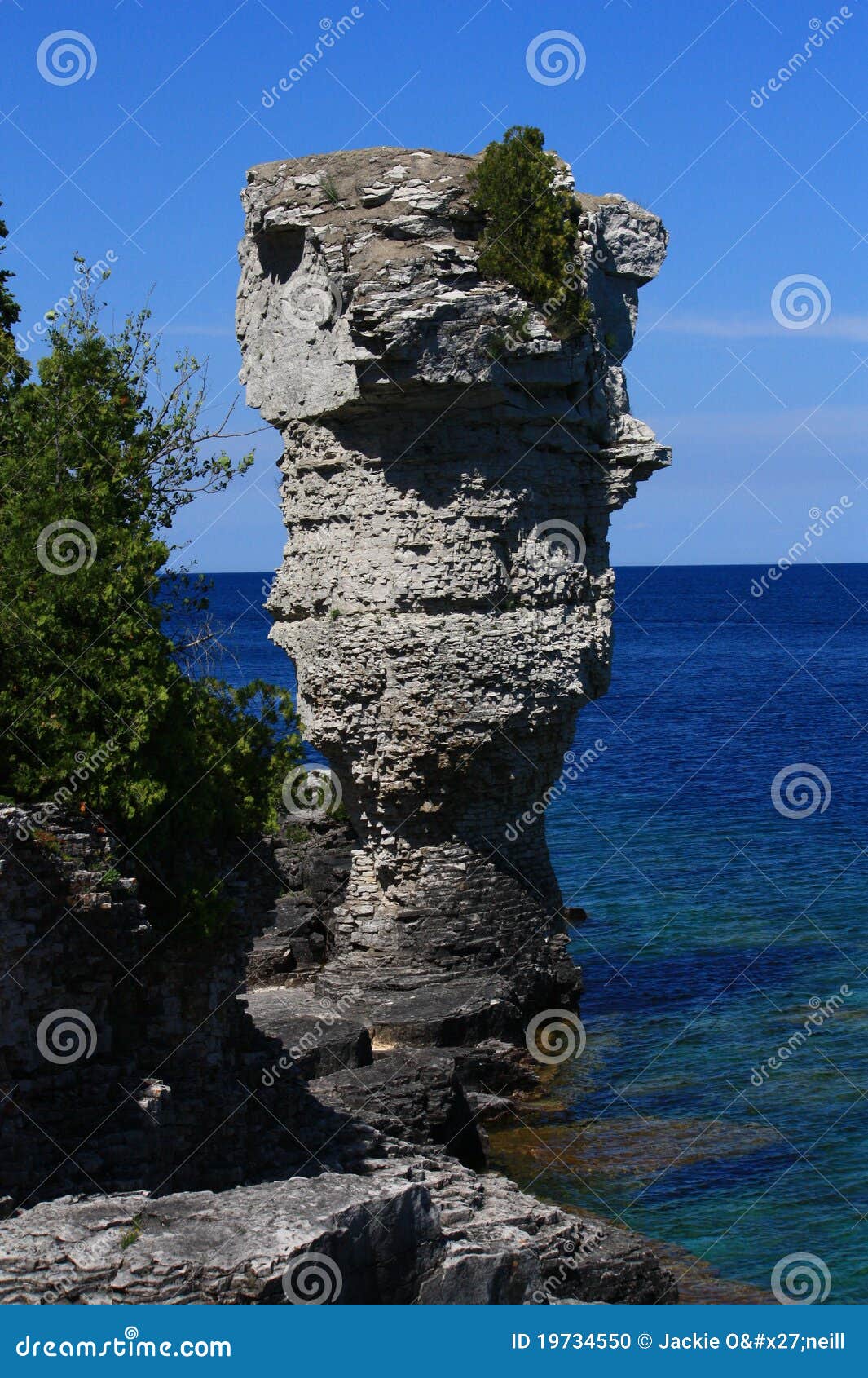 Flower Pot Island stock photo. Image of travel, water - 19734550
