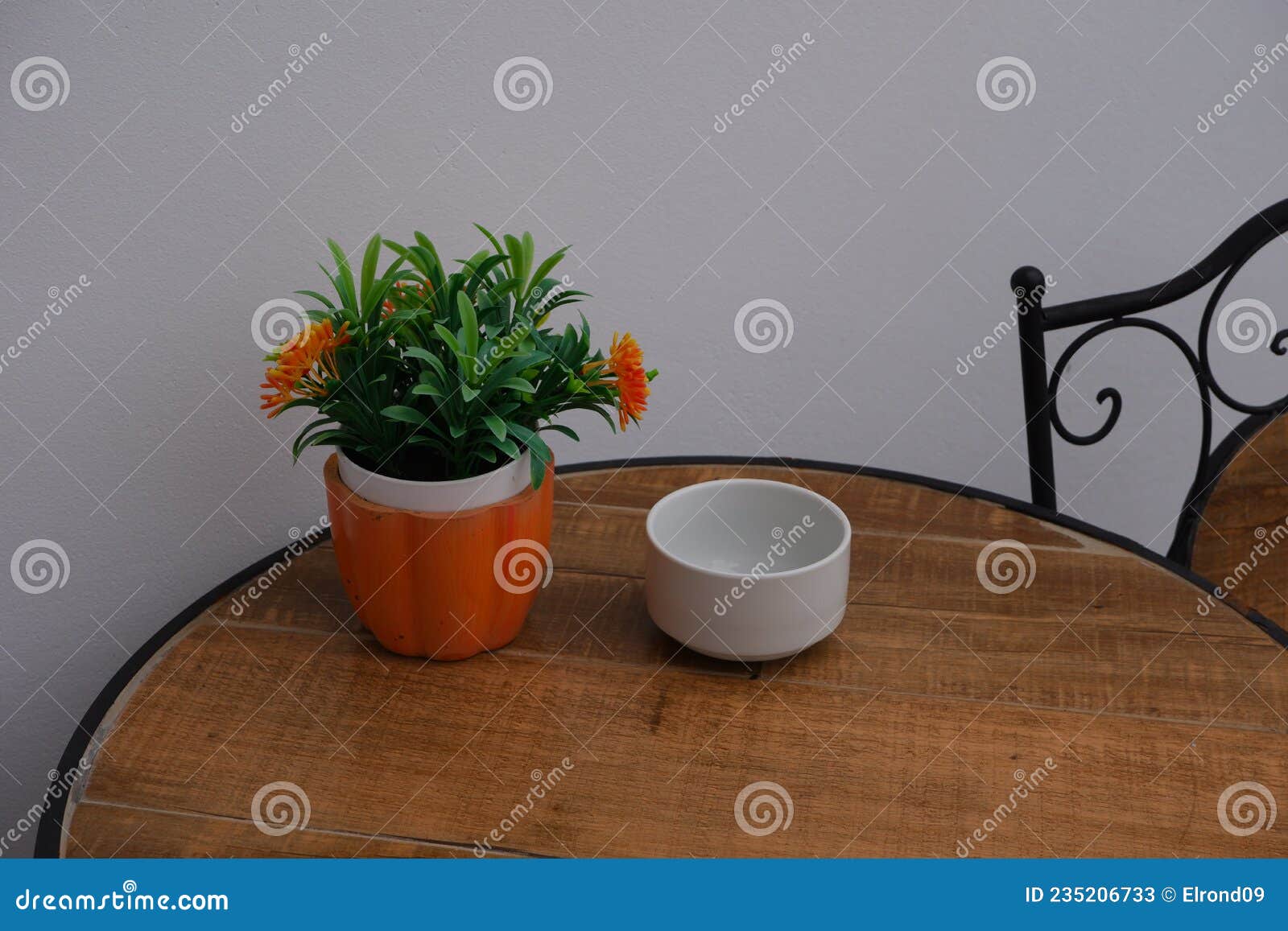 Flower pot in a table stock image. Image of botanic - 235206733