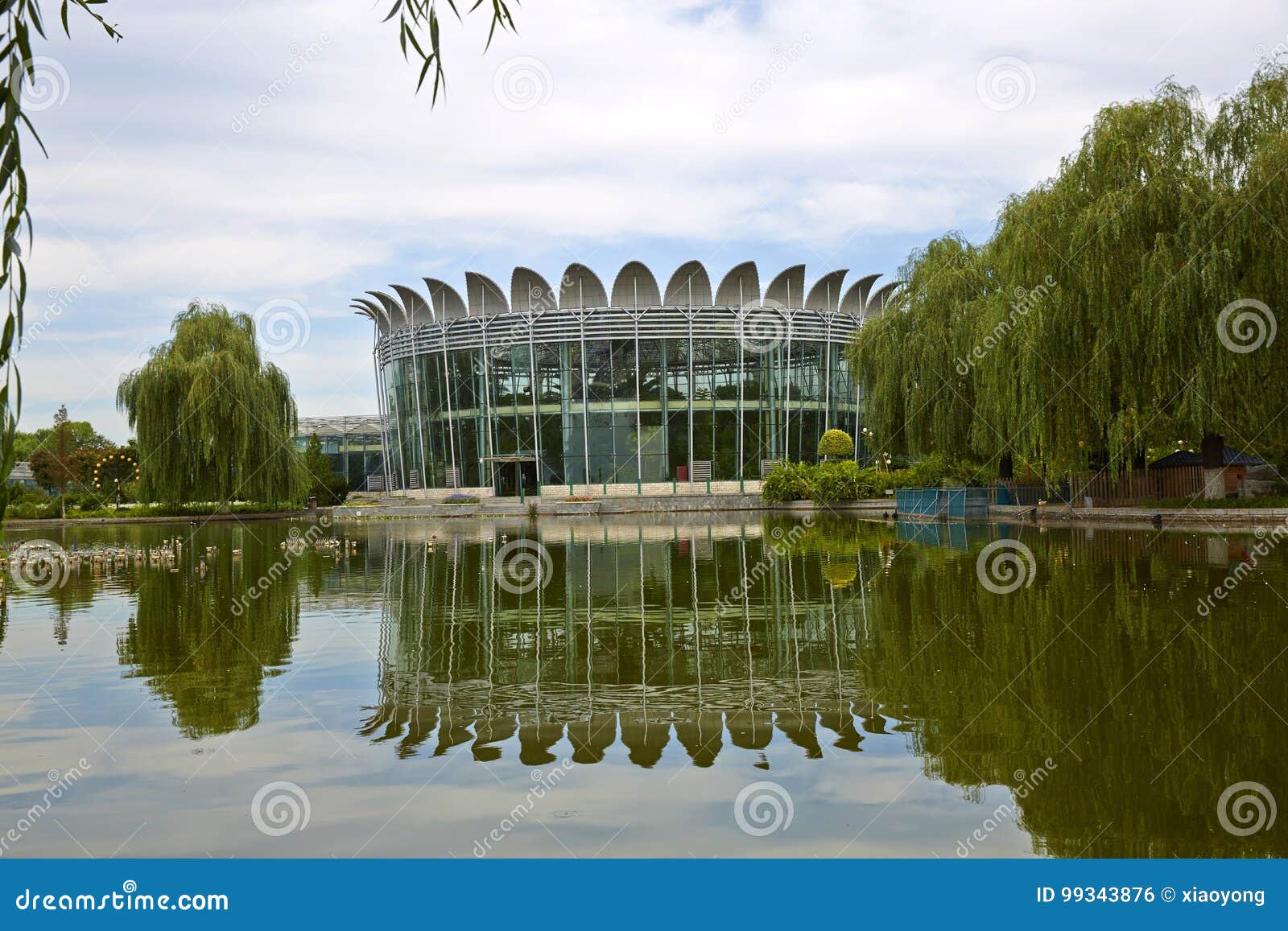 Flower Shaped Building and Reflection Editorial Photo - Image of ...