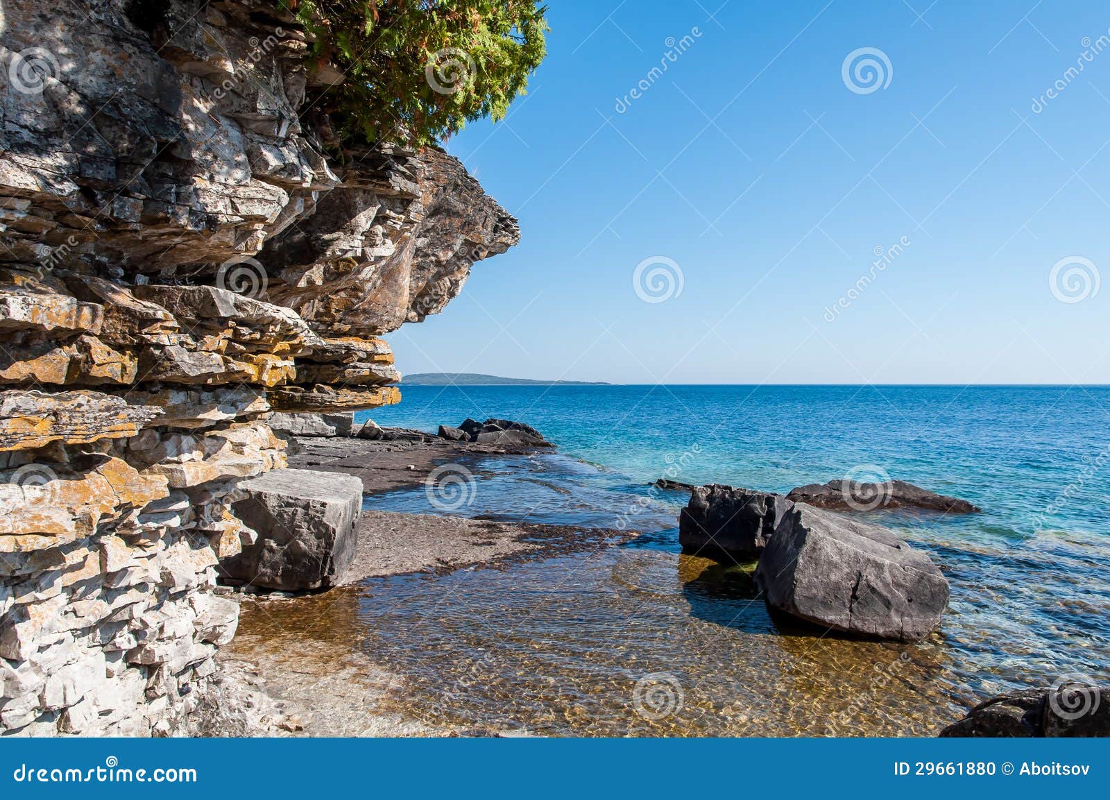 Flowerpot island stock photo. Image of fall, relaxation - 29661880