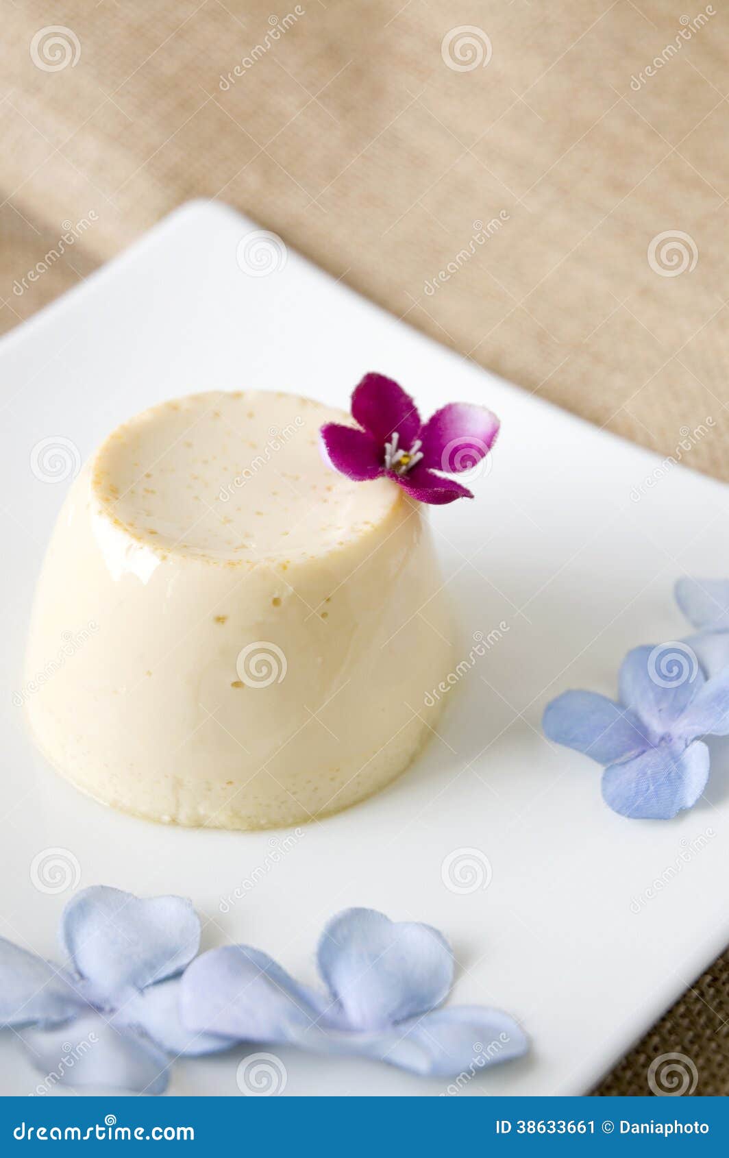 Flowers on pudding stock image. Image of party, style - 38633661