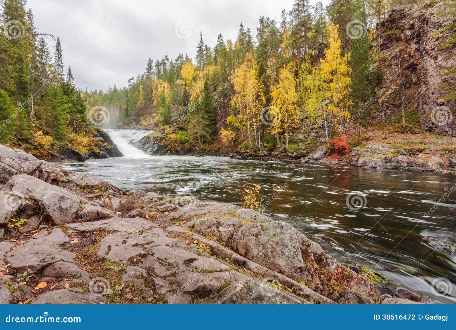 Flowing Lapland Mountain River in Autumn Stock Photo - Image of horizon ...