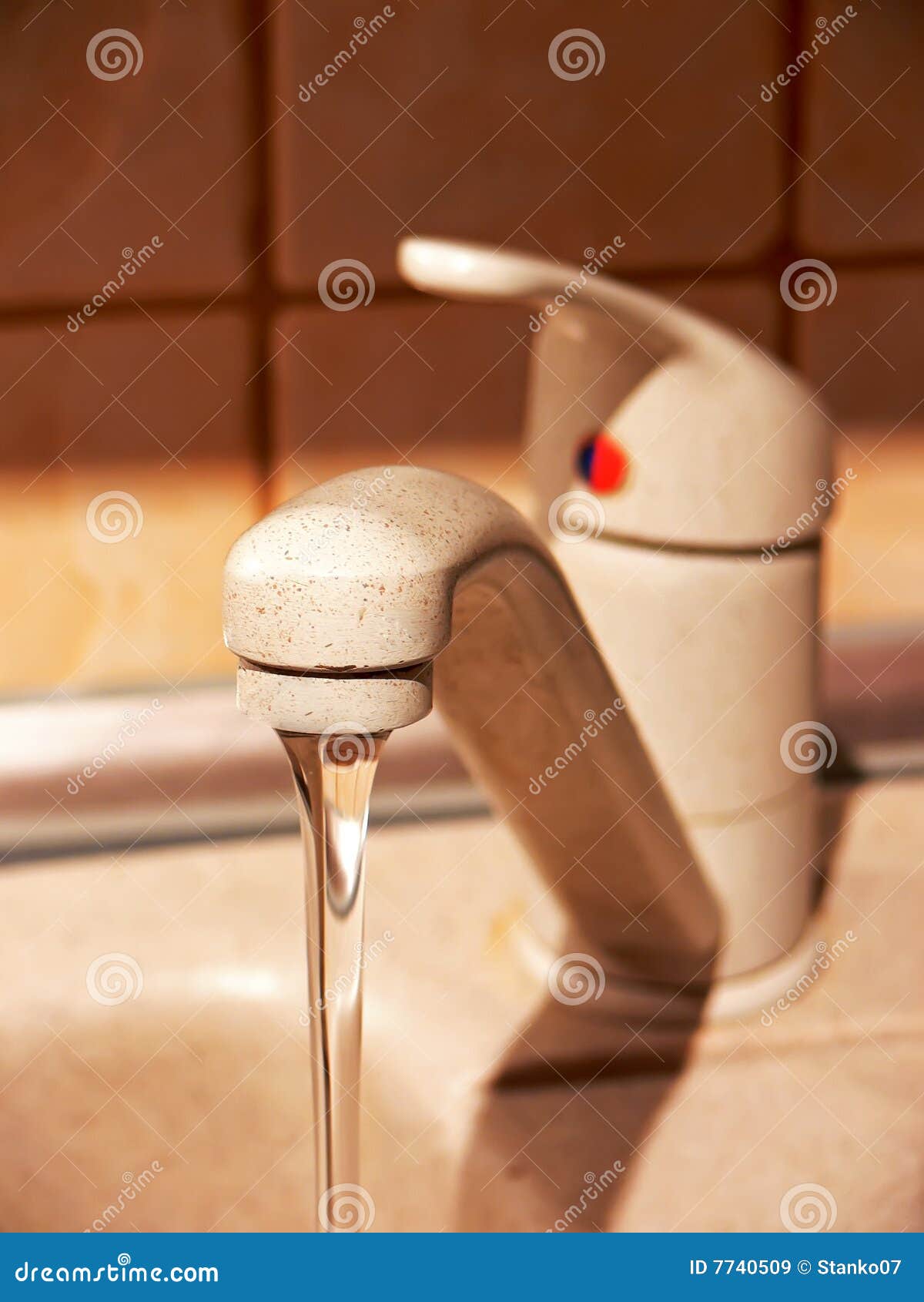 Flowing Water Faucet Stock Image Image Of Faucet Chrome 7740509