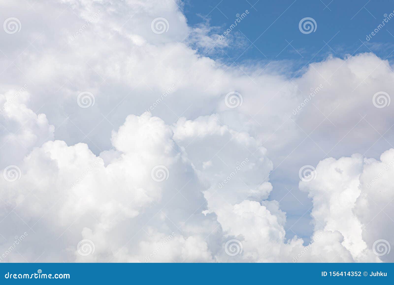 Fluffy Cloud Edge and Blue Sky Stock Photo - Image of light, fluffy ...