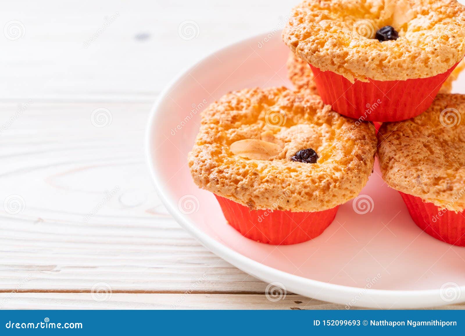 Sponge cup cake stock image. Image of cake, baked, fresh - 152099693