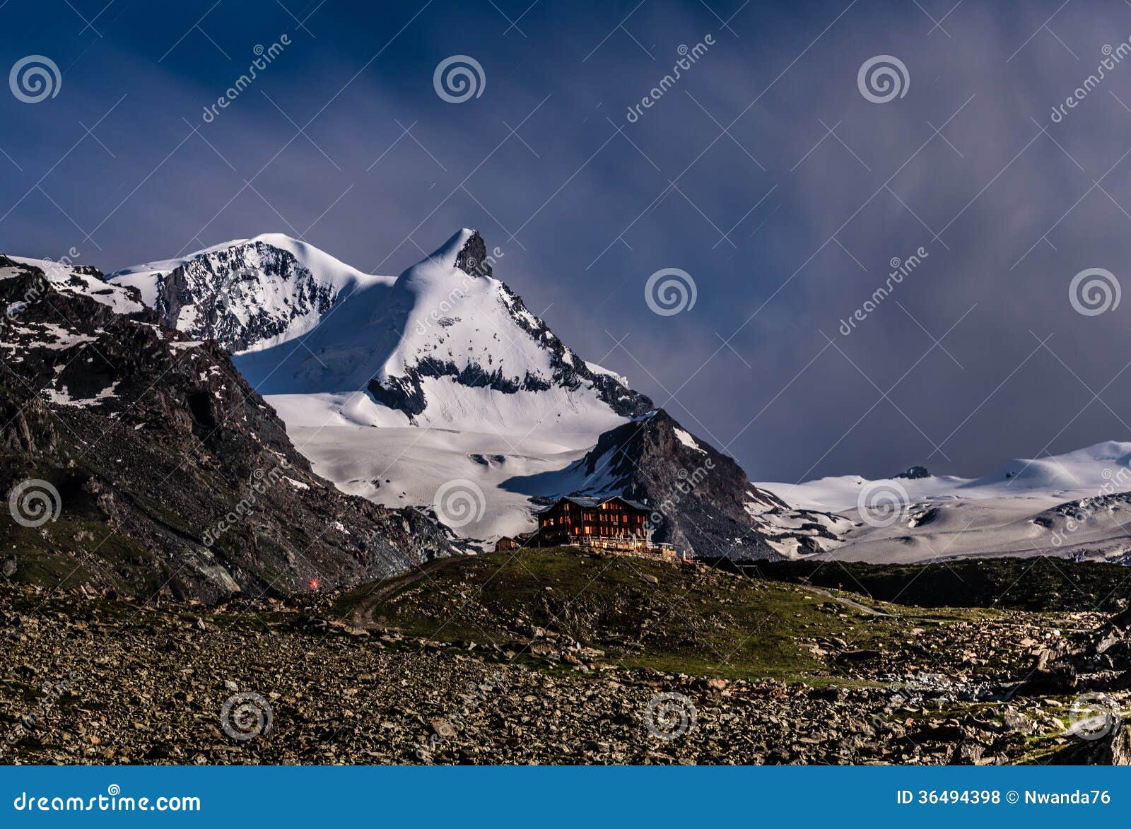 Fluhalp, Zermatt, Die Schweiz Redaktionelles Stockfoto - Bild von ...
