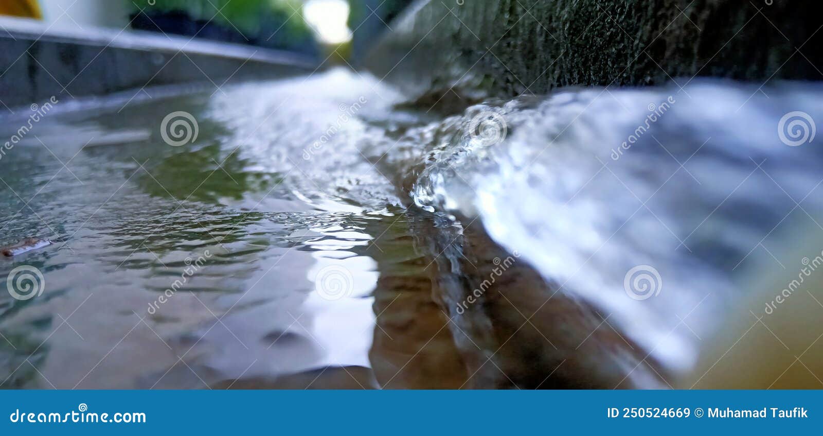 Fluir Como Agua Por Todas Partes Imagen de archivo - Imagen de agua ...