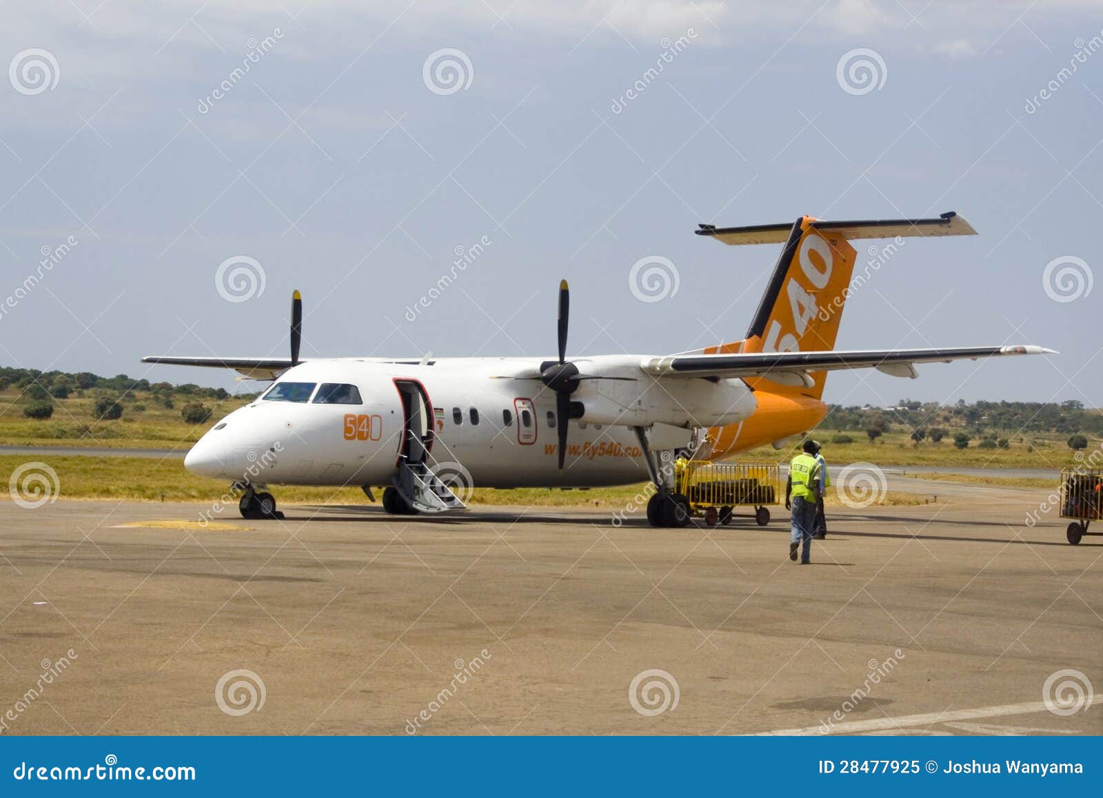 Fly540 plane editorial image. Image of station, terminal - 28477925
