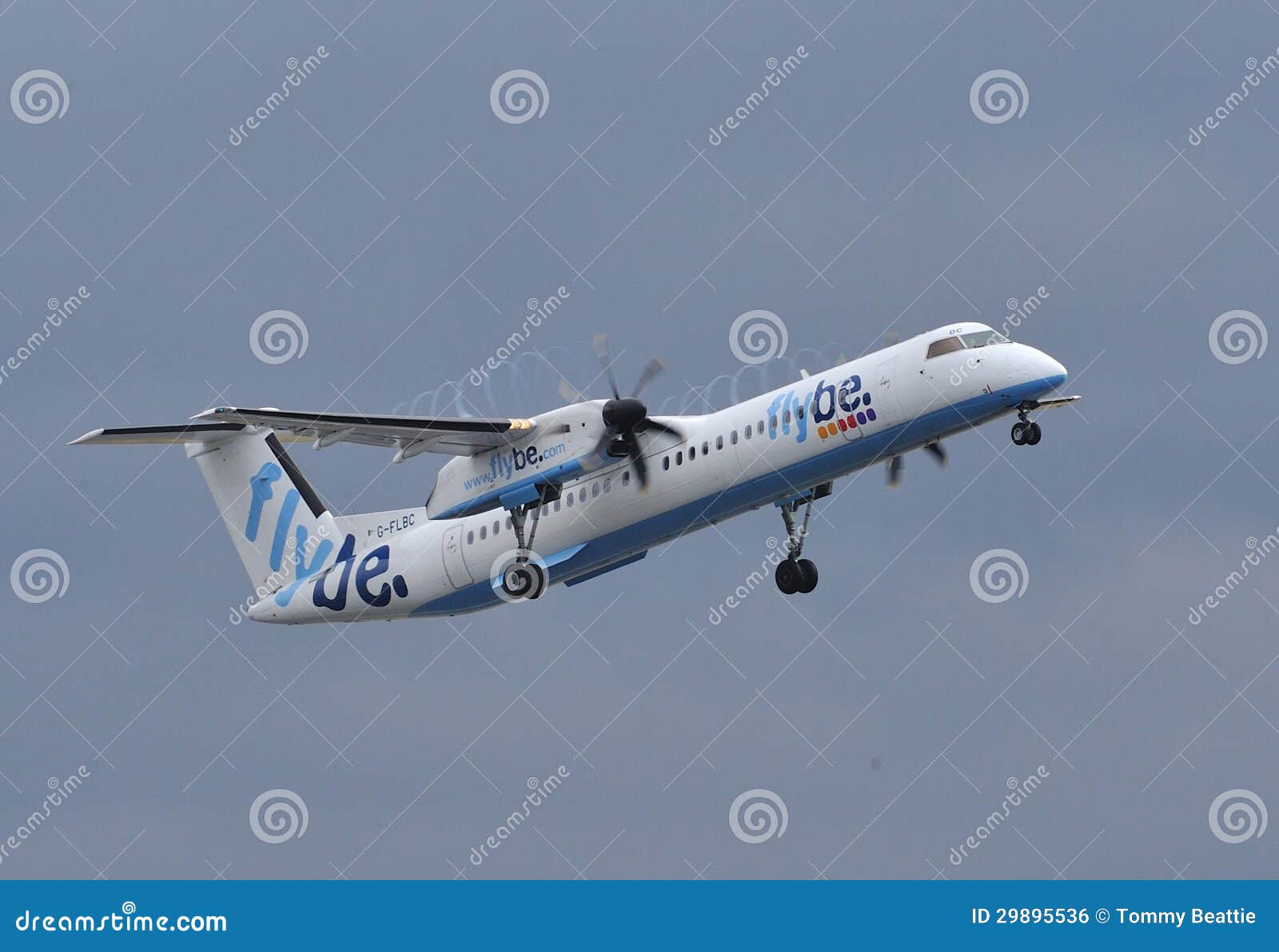 Flybe Dash 8 editorial photo. Image of dash, transport - 29895536